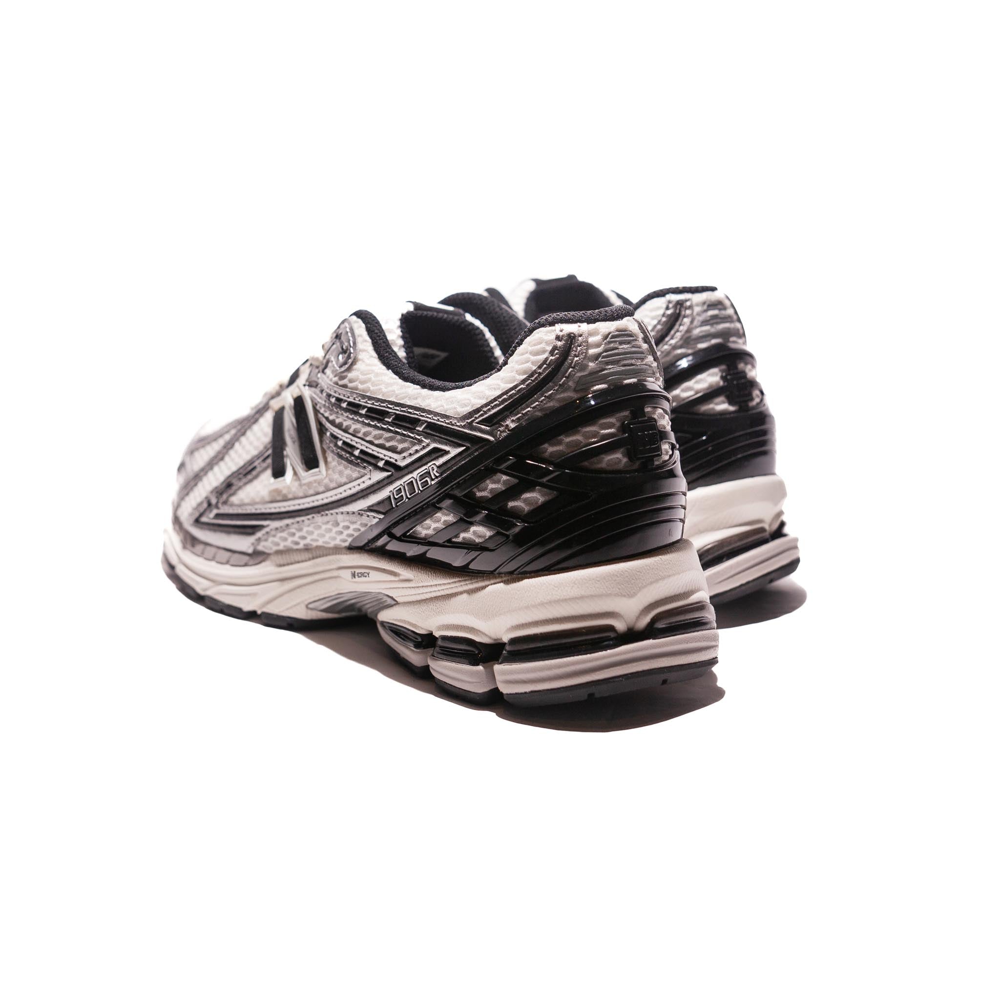 New Balance M1906RER Silver Metallic/Black & SNEAKERBOX